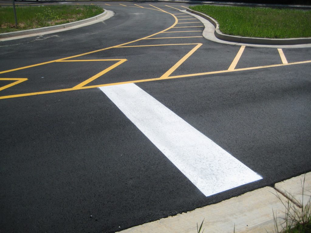 Traffic Striping Paint Fast Dry 5 Gallon - Newstripe